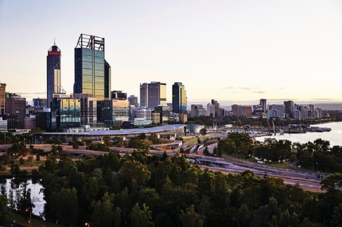 13 Day Perth to Melbourne Tour $2055
